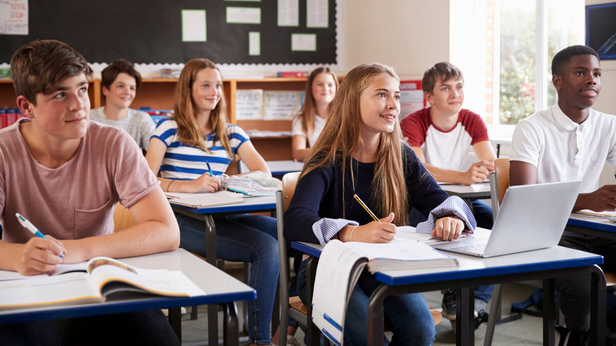 How To Build Students Up After A Difficult Year Skooli Online Tutoring how-to-build-students-up-after-a-difficult-year-skooli-online-tutoring